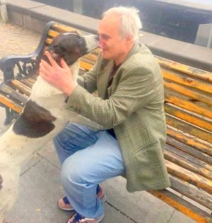 Man Lost His Dog On Streets 3 Years Ago, Breaks Down When He’s Finally ...
